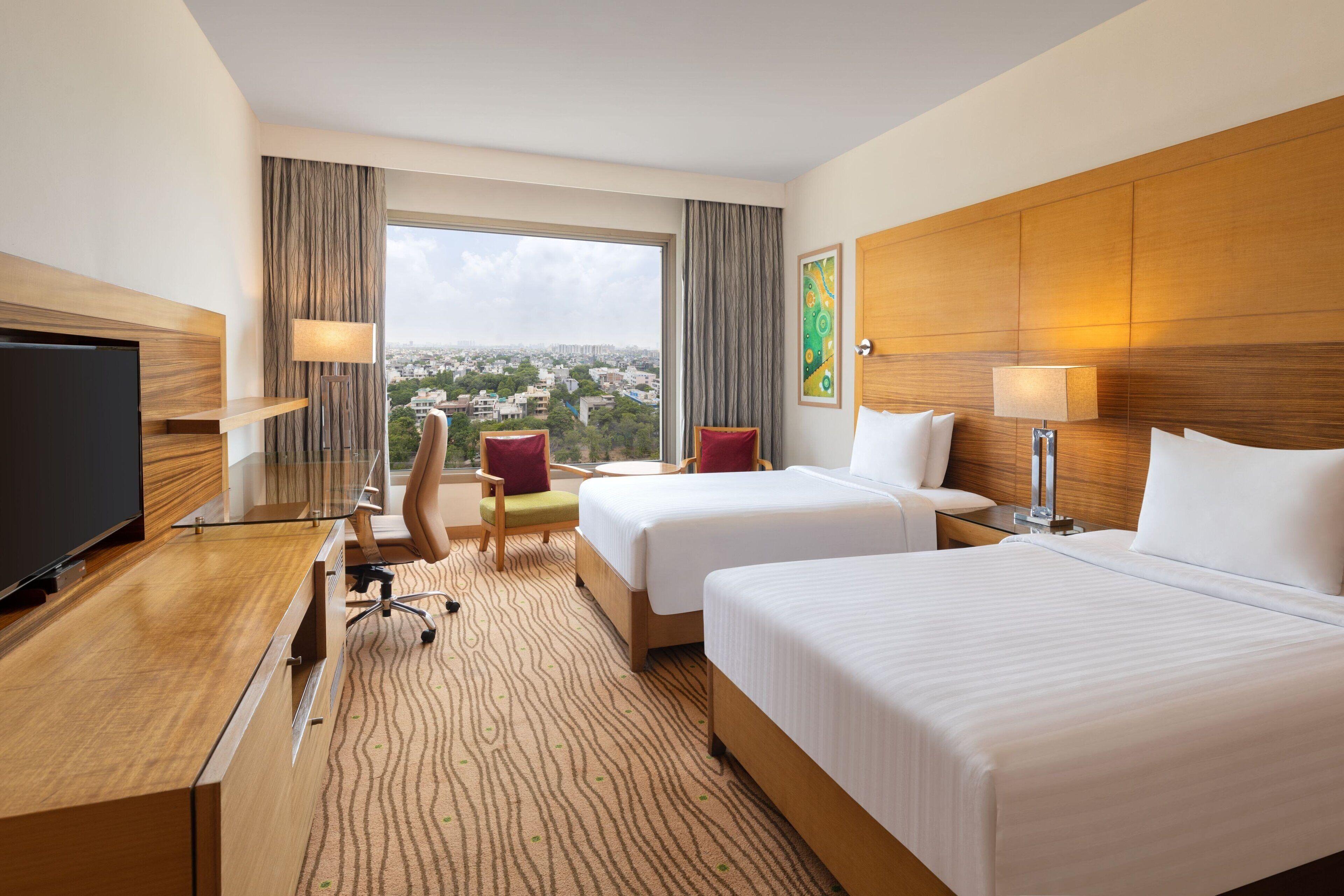HOTEL COURTYARD GURUGRAM DOWNTOWN | ⋆⋆⋆⋆ | GURGAON, INDIA | SEASON ...